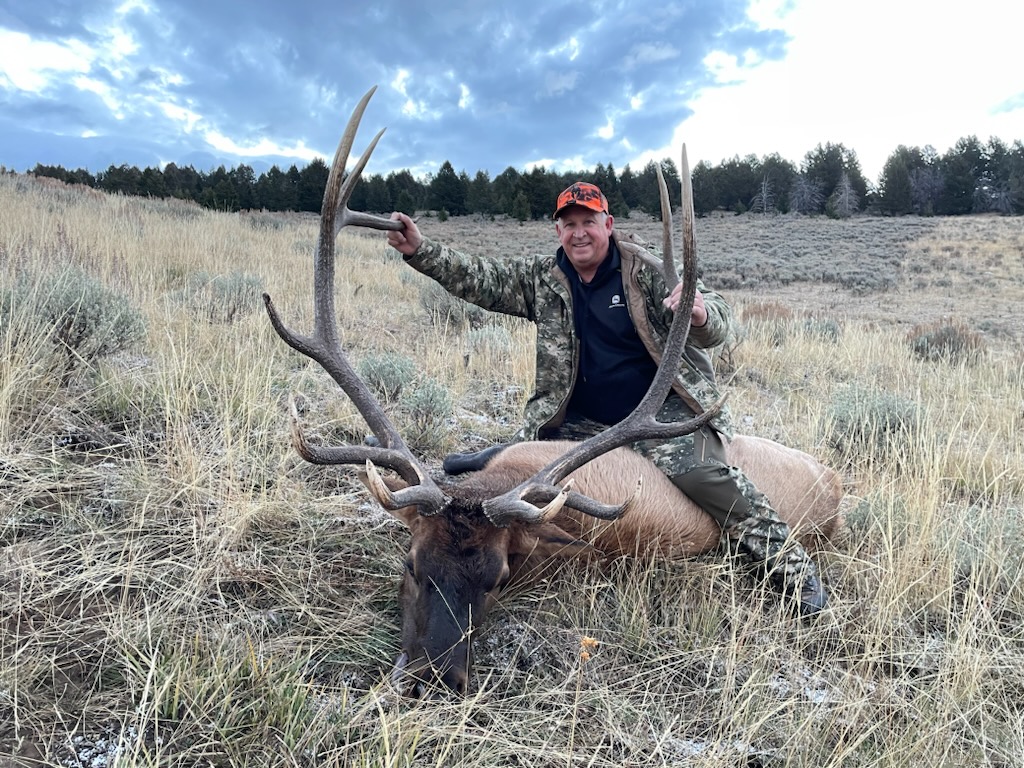 Seven J Outfitters, Wyoming Elk Hunts
